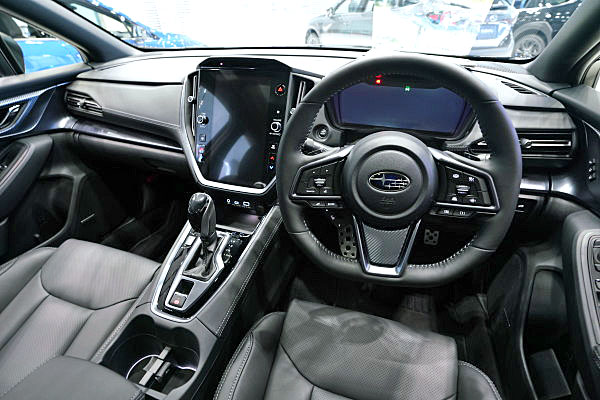 スバル レヴォーグ レイバック ブラックセレクション ブラック Subaru Levorg Layback "Black Selection" : Black | Car and Moto ...