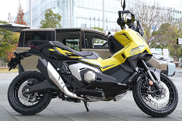 ホンダ X-ADV イエロー Honda X-ADV : Yellow | Car and Moto in Japan