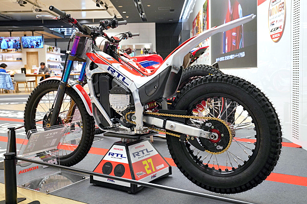 ホンダ RTLエレクトリック 2024 TRJ #27 (2) Honda RTL ELECTRIC 2024 TRJ #27 (2) | Car and Moto in Japan