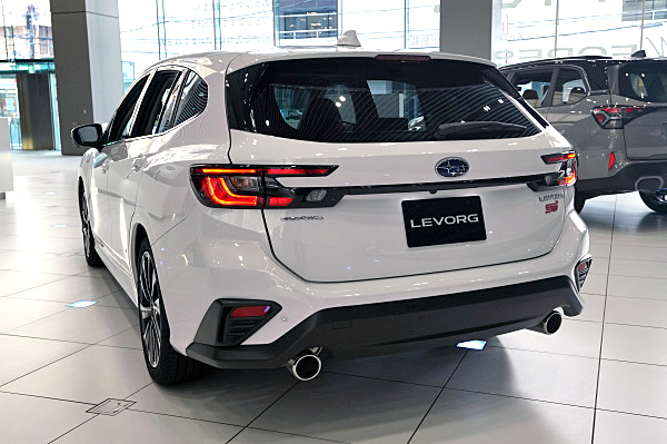 スバル レヴォーグ STIスポーツ EX ホワイト Subaru Levorg STI Sport EX : White | Car and ...