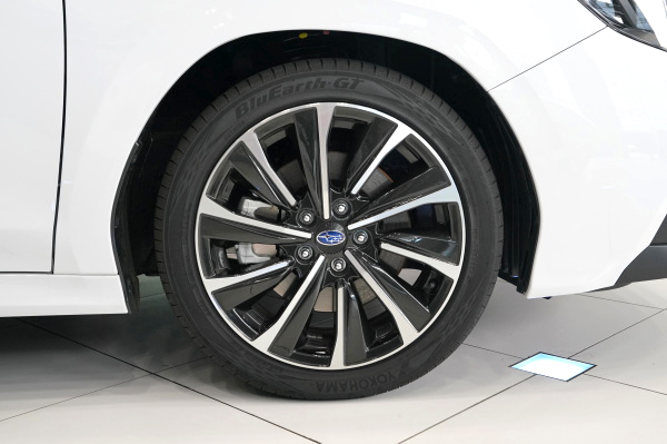 スバル レヴォーグ STIスポーツ EX ホワイト Subaru Levorg STI Sport EX : White | Car and ...