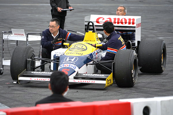 ウイリアムズ ホンダ FW11 1986 F1 Williams Honda FW11 1986 F1 | Car and Moto in Japan