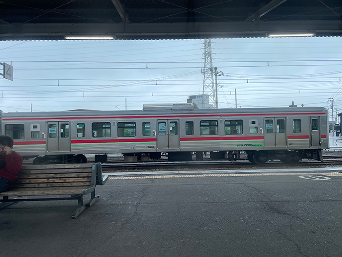 JR四国の普通電車（7000系、7200系）と猫模様？のキハ54 | 親子鉄＆秋田の鉄道ブログ