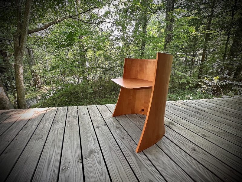 Shell Chair SORI ( reversed curve) and perfect balance on the edge 反りと ...