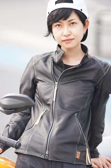 レディース革ジャケットモデルさん撮影～：KUSHITANI名東店 | KUSHITANI 名東店