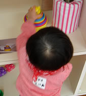 コンビのおもちゃ｢コップがさね｣ | Posa Posa Life*