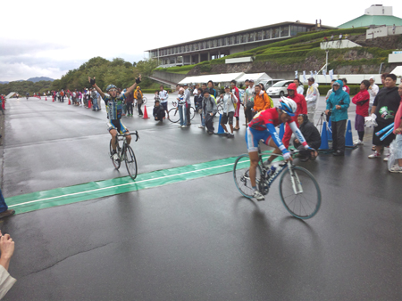全日本実業団対抗サイクルロードレース大会 ＆ 箱根．仙石原 | 建築家ノート 自転車ダイアリー