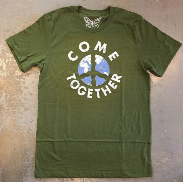 John Lennon - COME TOGETHER 1971 Vintage Style T-Shirt on olive | Bear ...