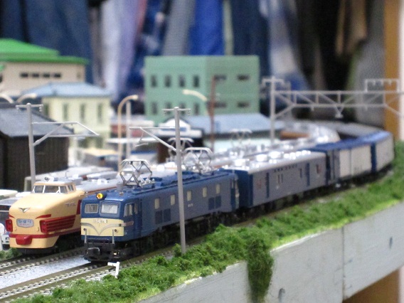 【Nゲージ鉄道模型】＜国鉄名車両列伝シリーズ＞KATOEF58-172号機宇都宮仕様に改造デフロスター編（^^ゞ | 鉄道に萌えちゃんねる