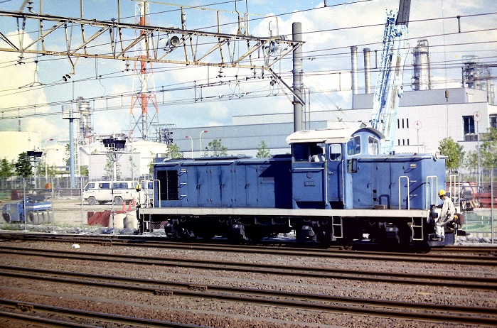 【懐かし撮り鉄】1999年6月根岸駅にてEF65-520号機・EF65-1041号機国鉄色・EF65-55号機など風景スナップから | 鉄道に萌えちゃんねる