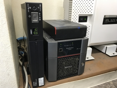 OMRON(オムロン) UPS BX35F のバッテリーを交換しました。 | ネオくん日誌