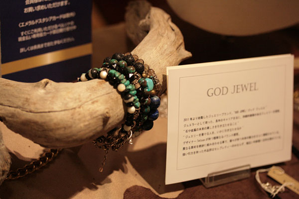 it's 12 midnight 【アクセサリーBlog】