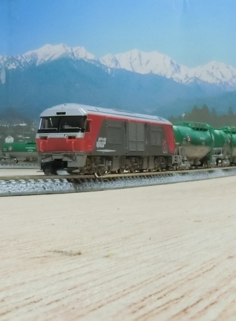 走る！JR DF200-100形ディーゼル機関車とタキ1000(後期形) 日本石油輸送 ENEOS・エコレールマーク付編成 | 湘南急行鉄道物語