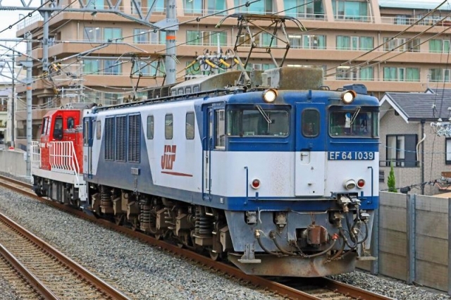 KATOさんでも発売を望む JR DD200 0形 ディーゼル機関車手すりのリアルさがどこまで再現できる？ | 湘南急行鉄道物語