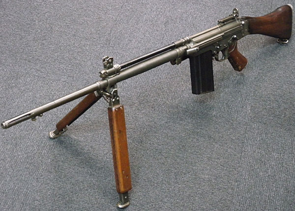 オーストラリア FAL L2A1 分隊支援火器 | Chicago Blog