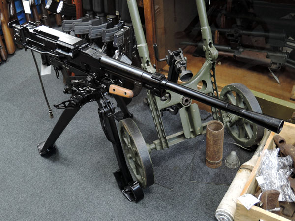 思わせぶりなレバーでしたが……KGKT | Chicago Blog