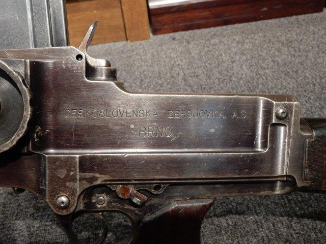 大阪店在庫ZB30J軽機関銃とベネズエラ | Chicago Blog