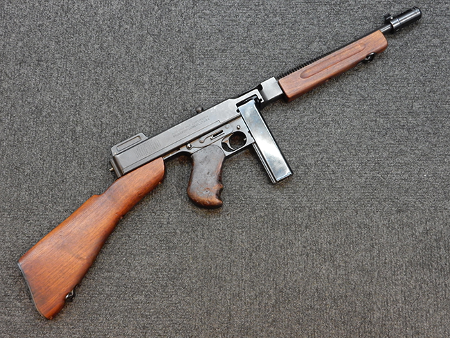 結構ユニバーサルなトンプソンM1928短機関銃 | Chicago Blog