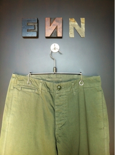 NC/ML BASIC CHINO PANT Olive 32 | ENN-USHIMADO