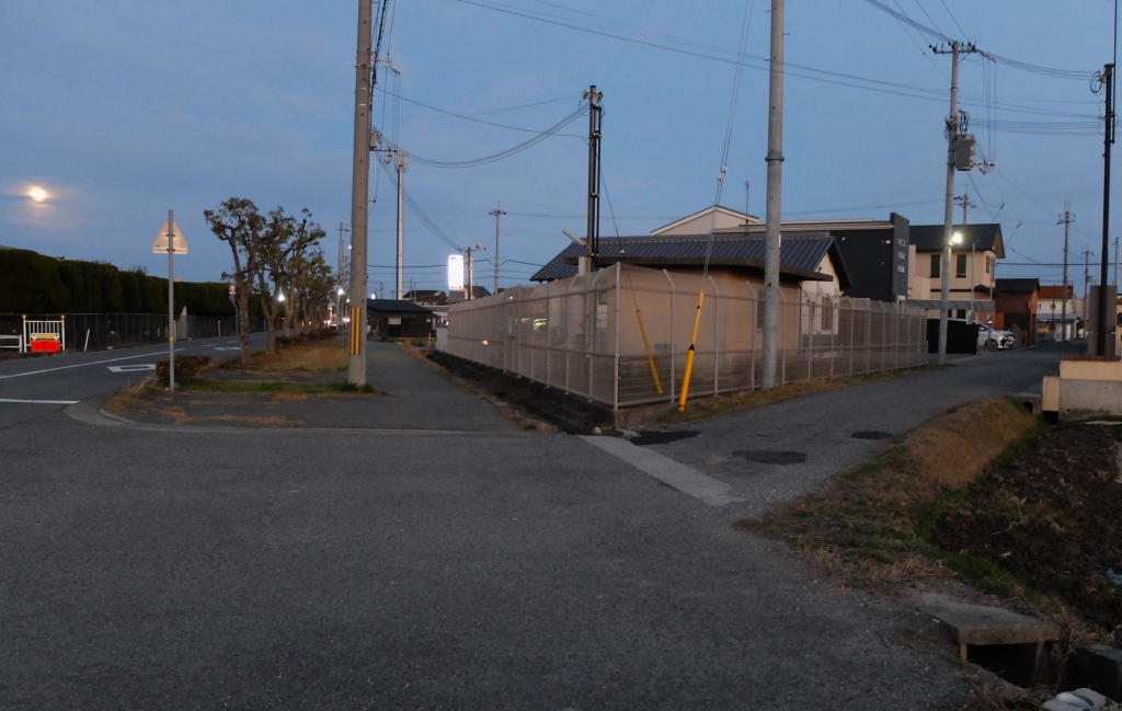 への旅にー西脇(N市)と横尾忠則を往還してー | 思泳雑記