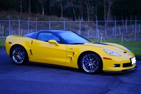 2009 ZR1 Velocity Yellow 12,000km 入荷 | コルベットレポート