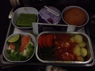 TG332タイ航空 | インドグルガオン駐在生活日記