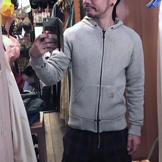 古着屋 carhartt スウェットパーカー S (1104) | 温古着新 at 高円寺ルック商店街