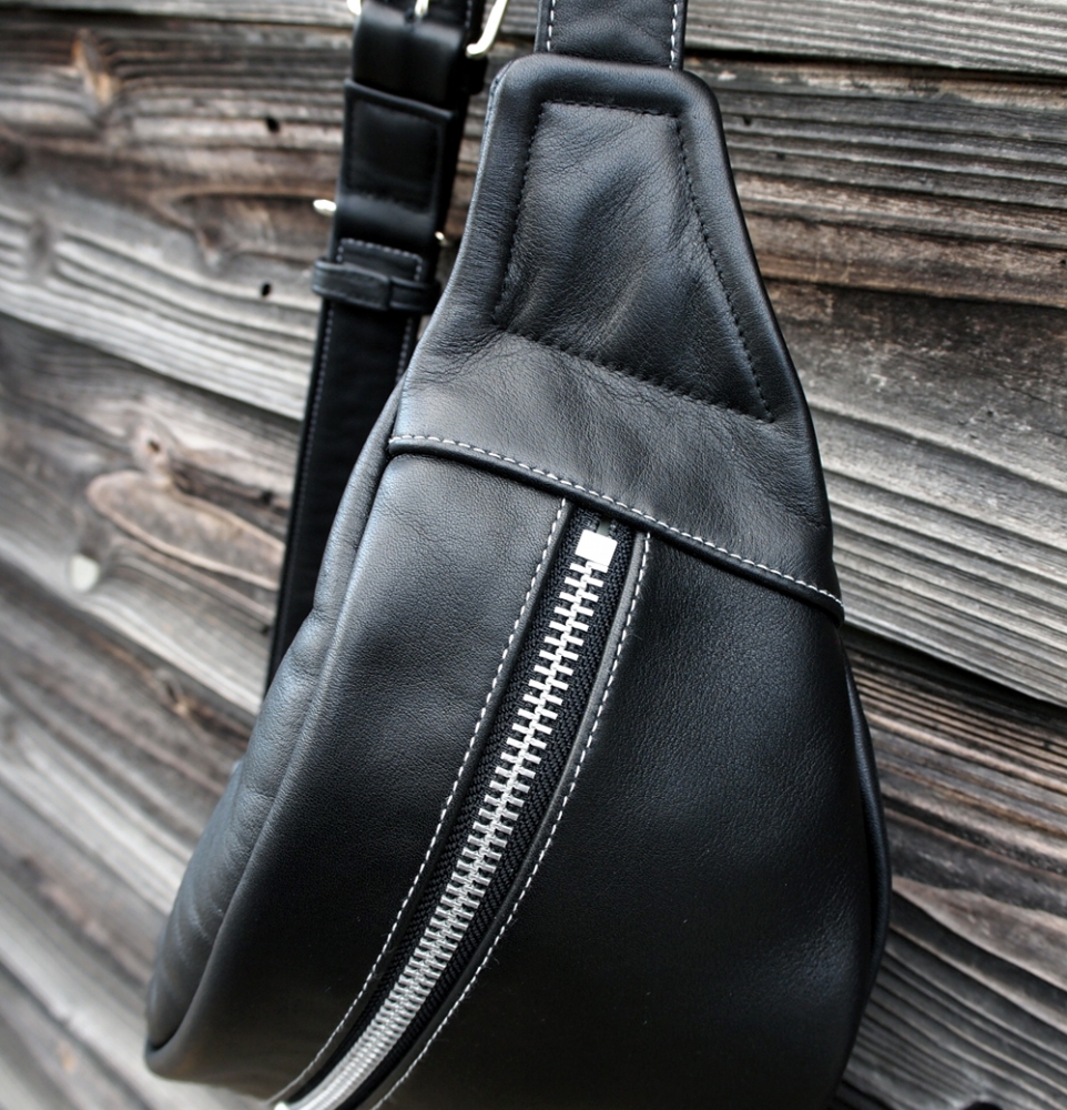 最高傑作！BARKBOX Leather Bag 2020 (Stitch: Red, Black, White) | New BARKBOX ...