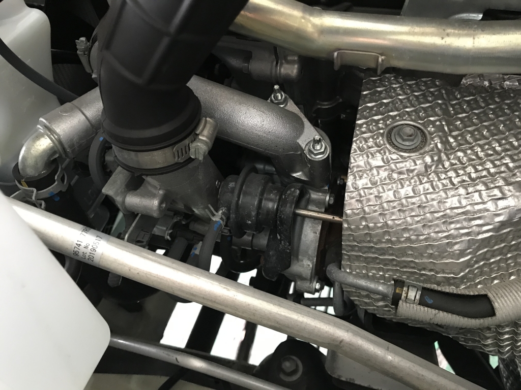 スズキ ジムニー(JB64W)に、MINICONとRESPONSE JETの持ち込み取付致しました | KAK MOTORS official ...