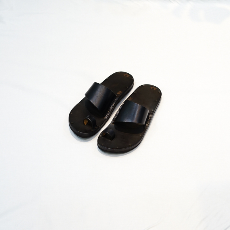 Jutta Neumann (ユッタ ニューマン) ALICE W Birken Sole/Black Latigo のご紹介です ...