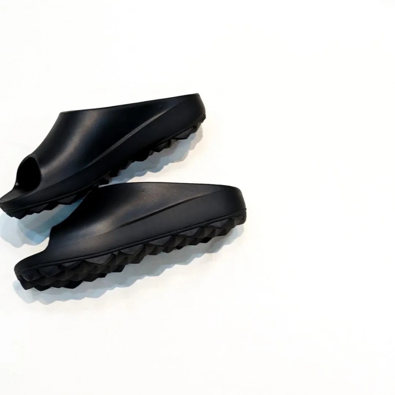 PPACO(パコ) LUX-2(Air Studded Sole)/Black×Blackのご紹介です。 | BALUCA JOURNAL