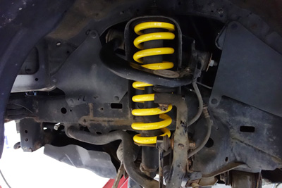 X-REAS付215サーフのリフトアップ！ | 4WD･四駆カスタム シューエイの毎日