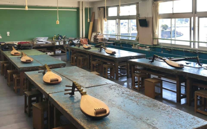 小学校での琵琶体験 | ビワとフジタカ