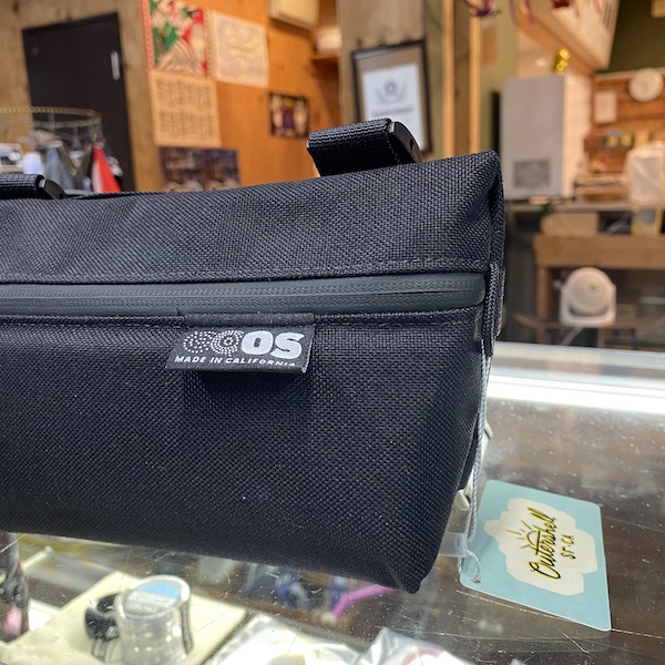 OUTER SHELL * Mini Bar Bag * Black入荷してます！ | シオカゼストアブログ