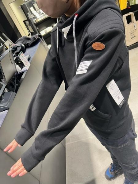 [新商品入荷！]K-1338 プルアップパーカー：KUSHITANI横浜店 | KUSHITANI PERFORMANCE STORE 横浜店