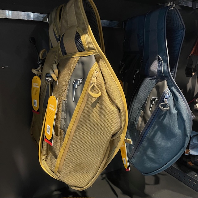 限定カラー】ナイロンバッグ類が入荷しました!!:KUSHITANI 限定カラー】ナイロンバッグ類が入荷しました!!:KUSHITANI