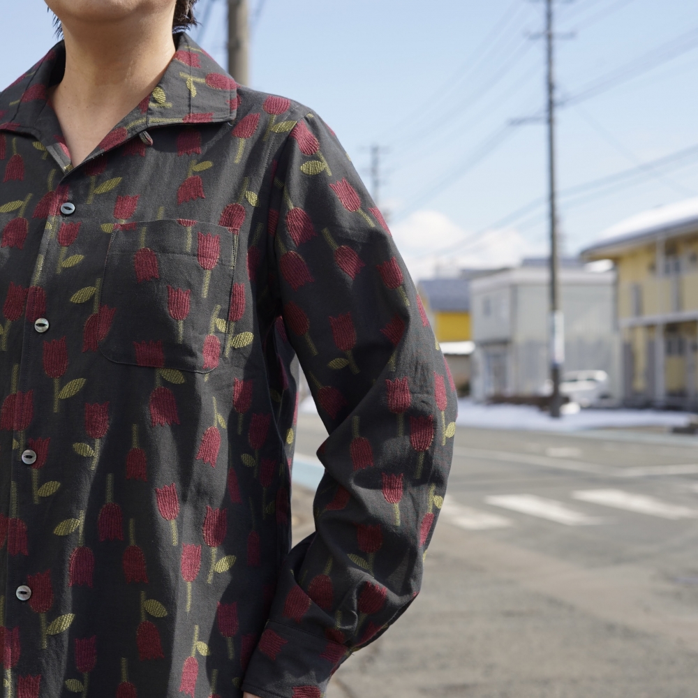 春到来、Needlesのチューリップ柄 | 1989 blog"LADIES"