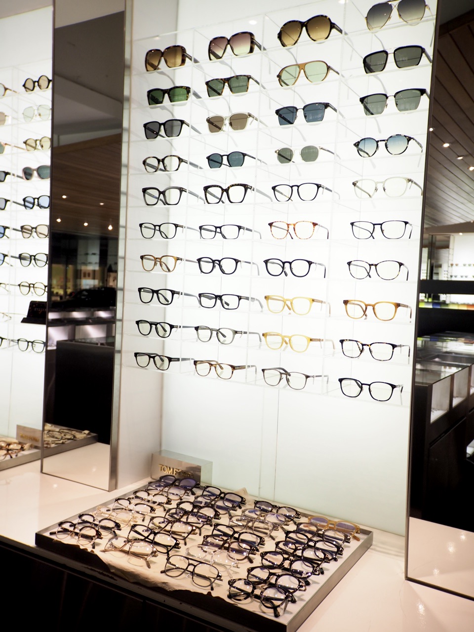 OBJ east -東京店-