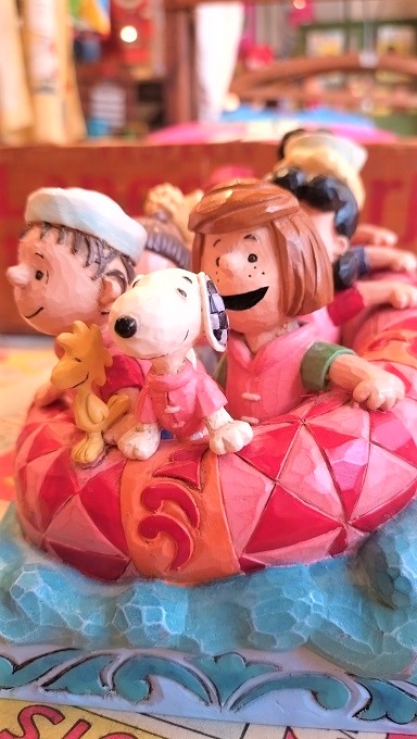 Peanuts Rafting Figurine （Adventure Awaits） | インディヒナ | AMERICAN JUNK ...