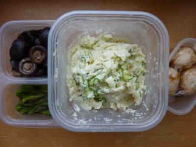 鶏と人参の黒酢生姜煮弁当と常備菜 | ナオロマツ食堂