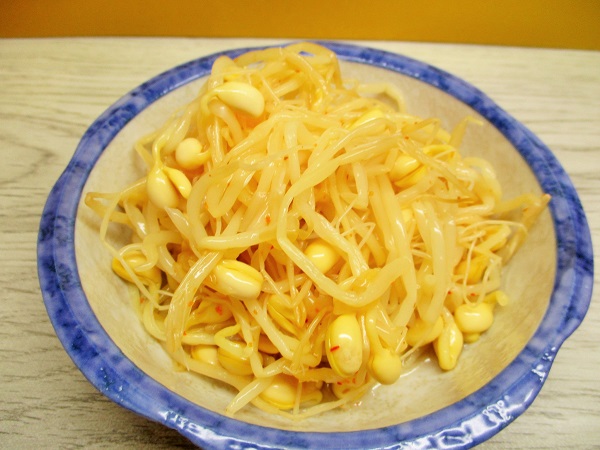 2020年9月5日（土）たまねぎのカレースープ たことブロッコリーのバジルサラダ ヤングコーンのツナマヨ和え ひとくちうまいも甘煮 えだまめ ...